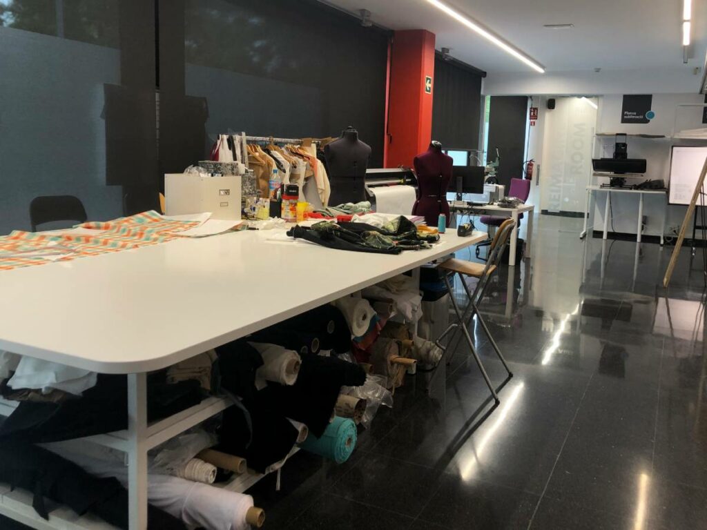 Fab Lab – Reimagine Textile Laboratory - Eurecat Labs