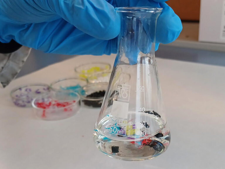 Microplastics analysis - Eurecat Labs